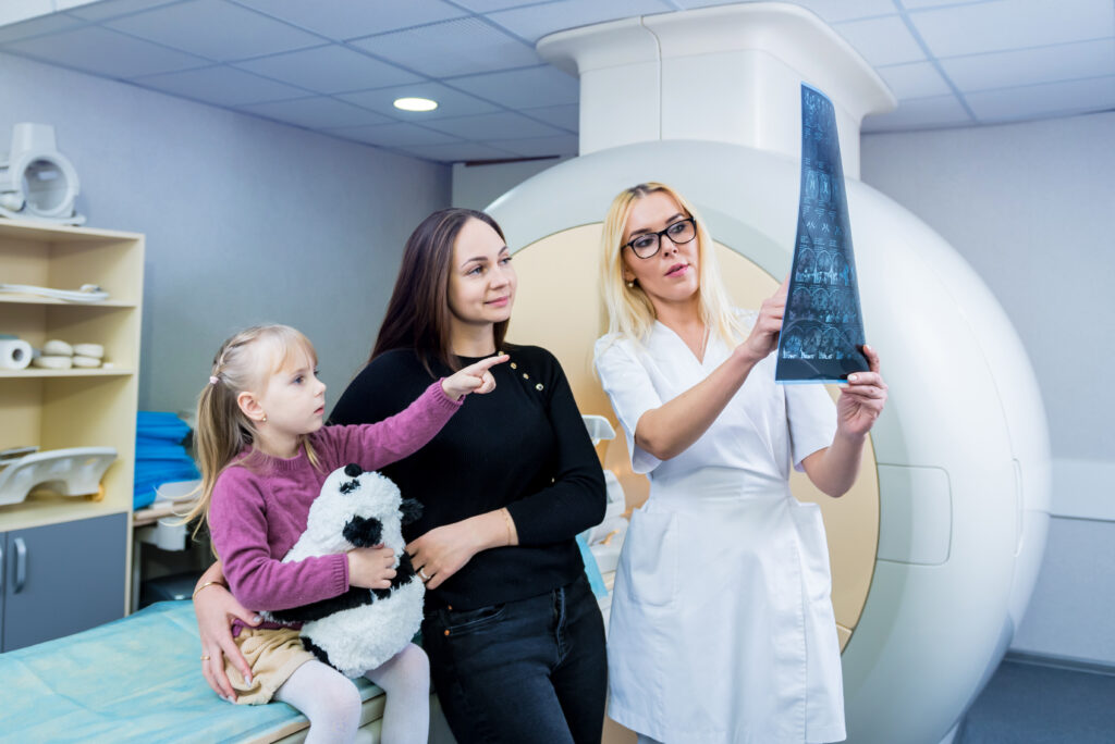 IRM Pédiatrique, IRM bébé - Diagnostic non invasif - Centre IMPC